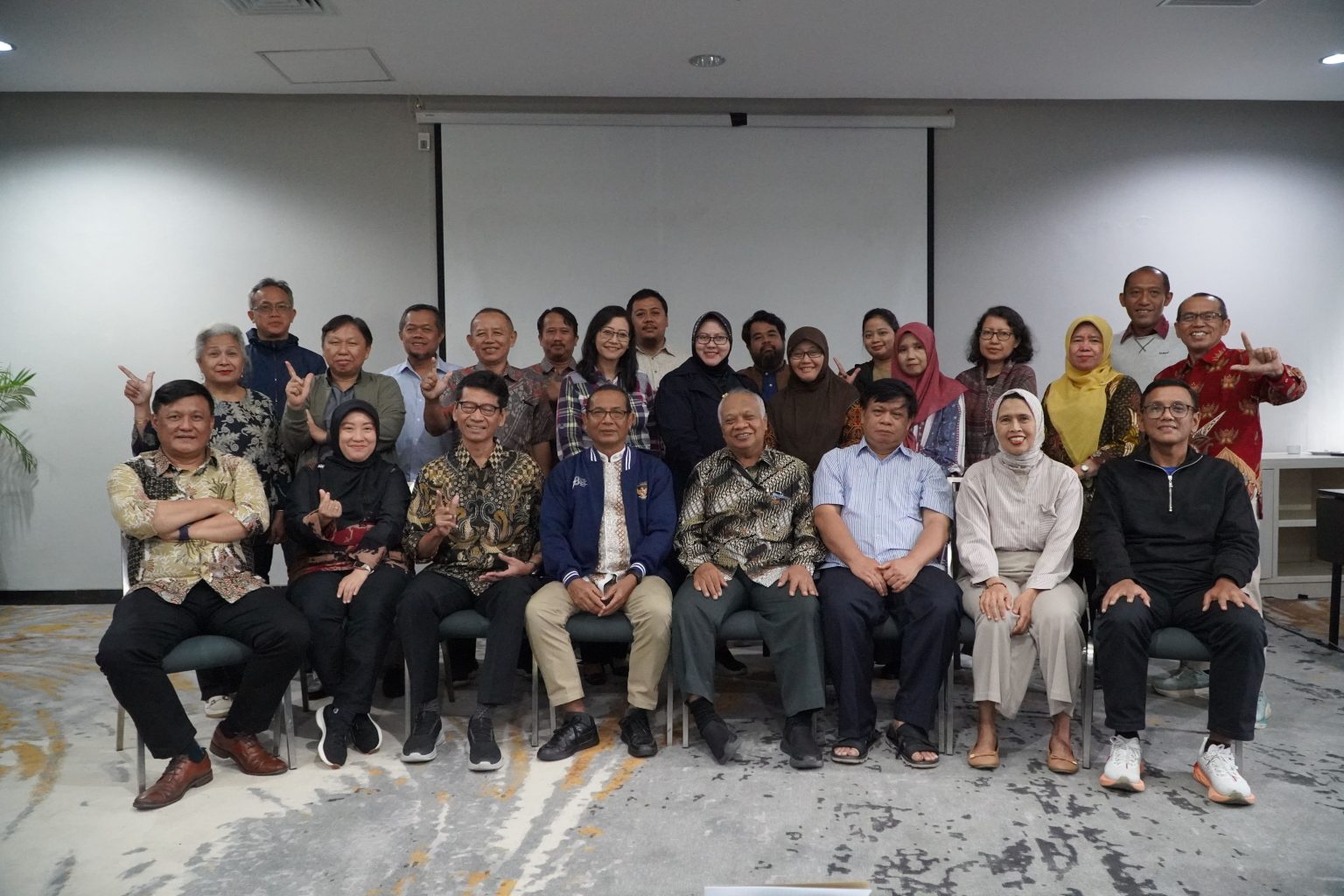 Senat FH UGM Gelar Rapat Internal – Fakultas Hukum Universitas Gadjah Mada